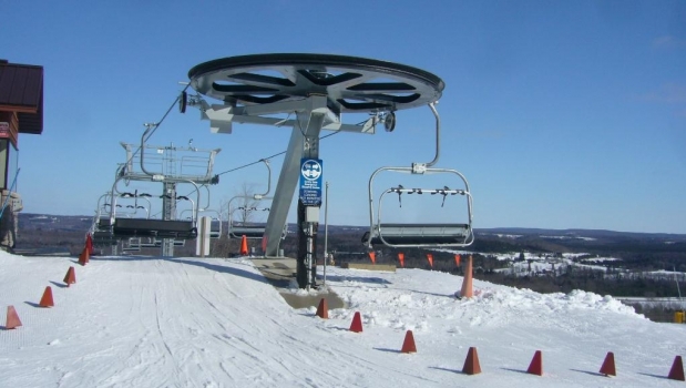 Moonstone ski store