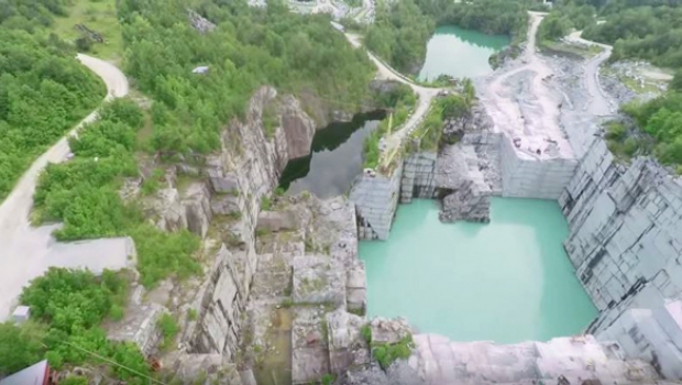 FLASHBACK: Insane Cliff Jumping In Abandoned Vermont Quarry | Teton ...